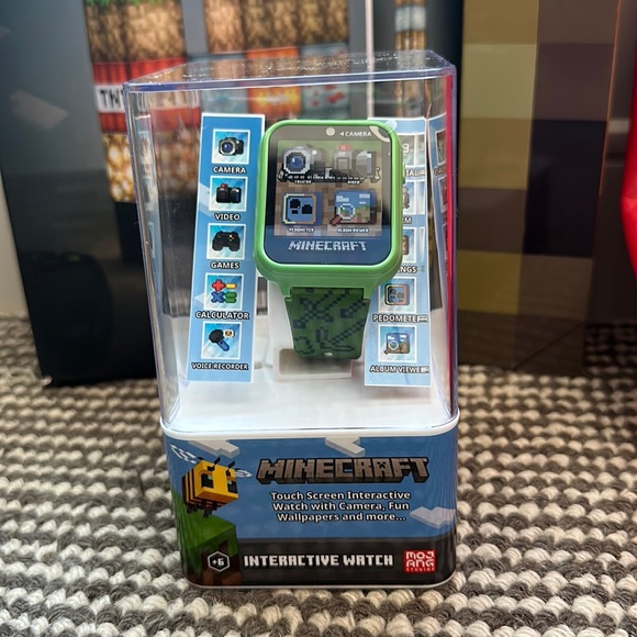 Mojang | Accessories | New Minecraft Touchscreen Interactive Watch With ...